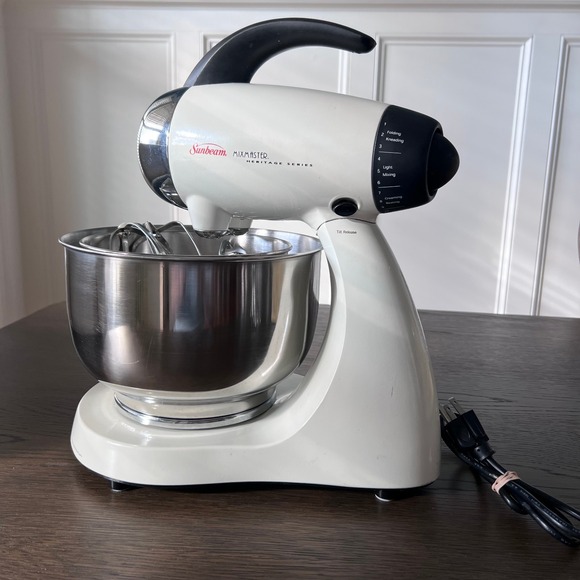 Sunbeam | Kitchen | Sunbeam Mixmaster Heritage Series Model 235 White ...